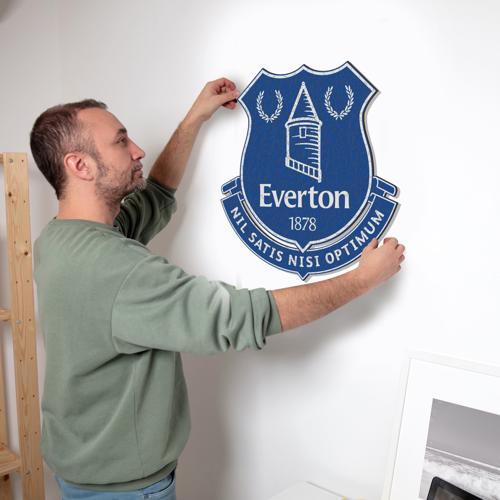 Everton FC® Crest - Wooden Puzzle – Iconic Puzzles UK
