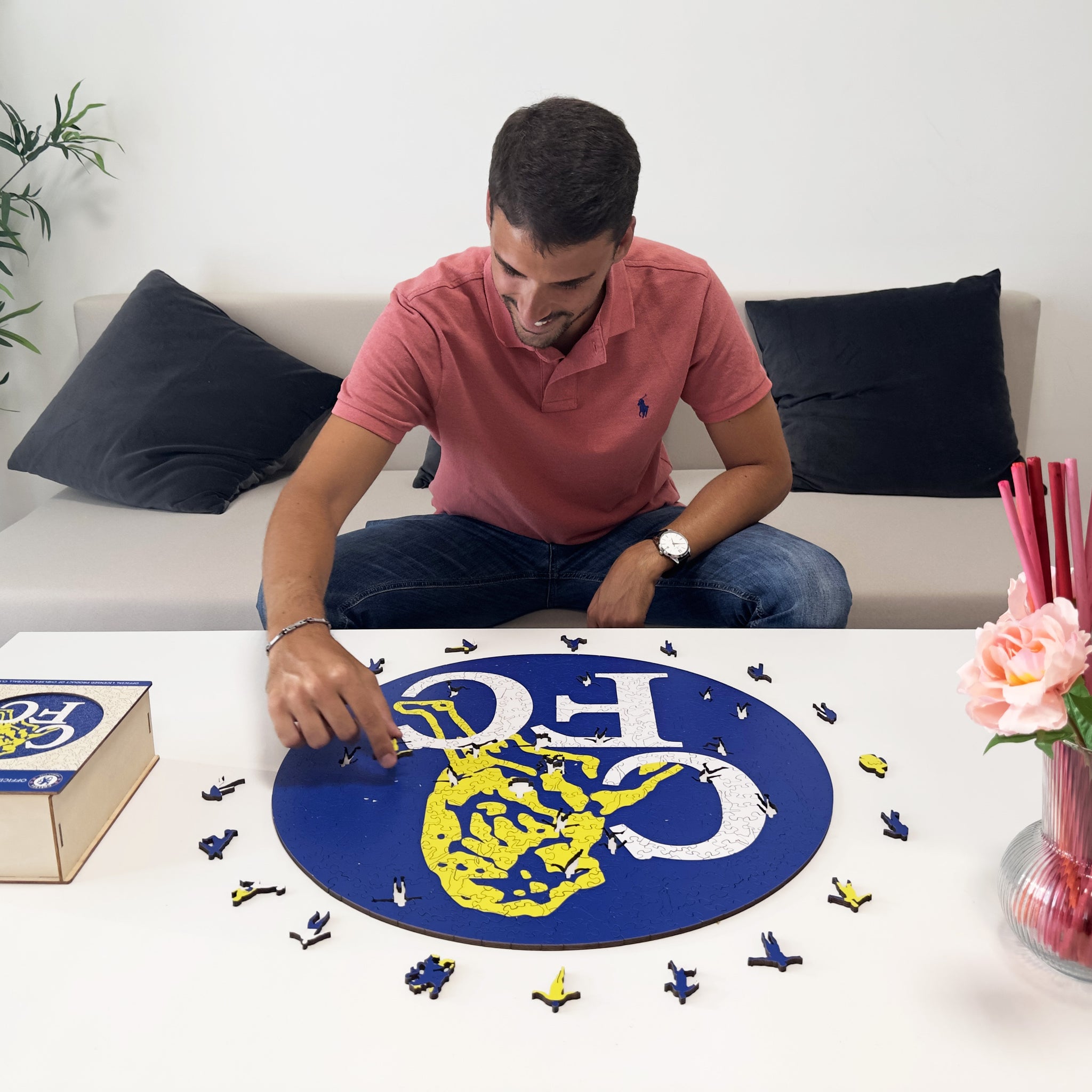 Chelsea FC® Retro Crest - Wooden Puzzle – Iconic Puzzles UK